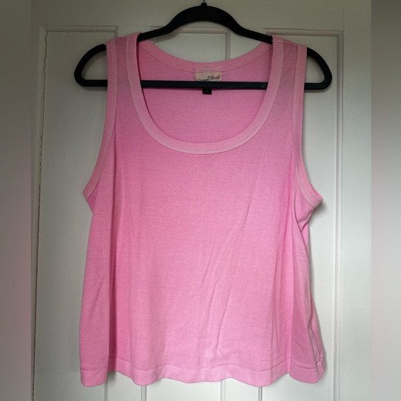 Universal Thread | Tops | Universal Thread Light Pink Cropped Tank Top ...